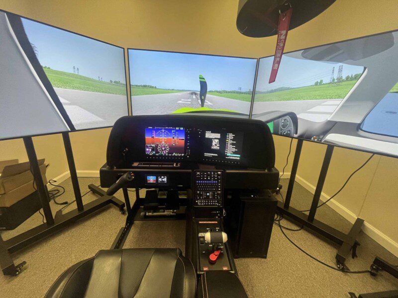 Noble Cirrus Flight Simulator Advanced Aircraft Training Device (AATD ...